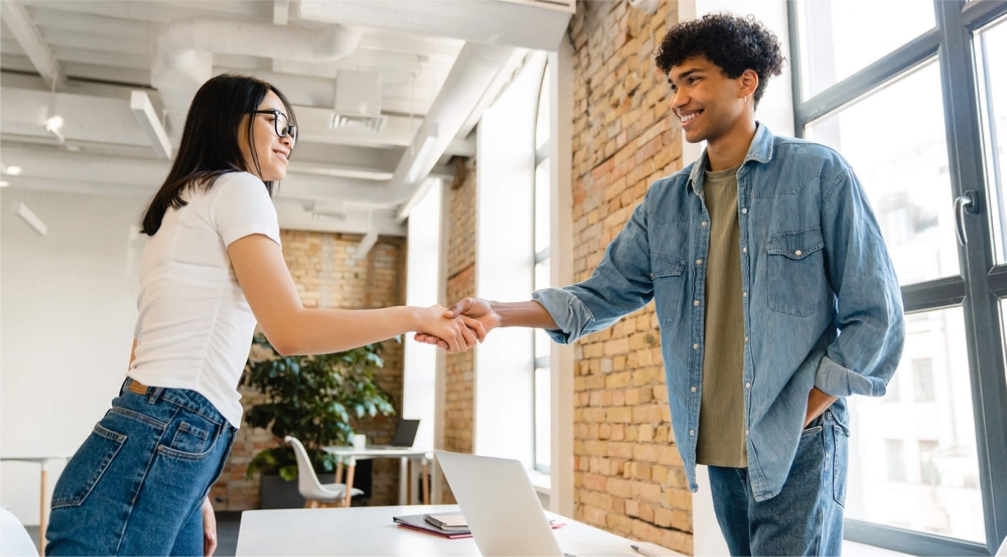 How to give effective feedback about coworker: Top 35+ examples and ...