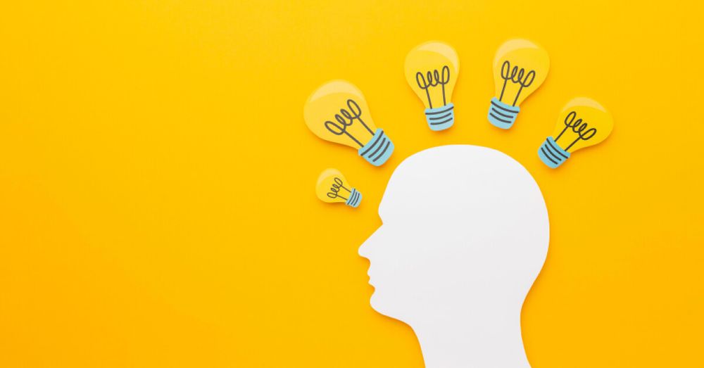 Employee spotlight questions: 175+ creative ideas for 2025