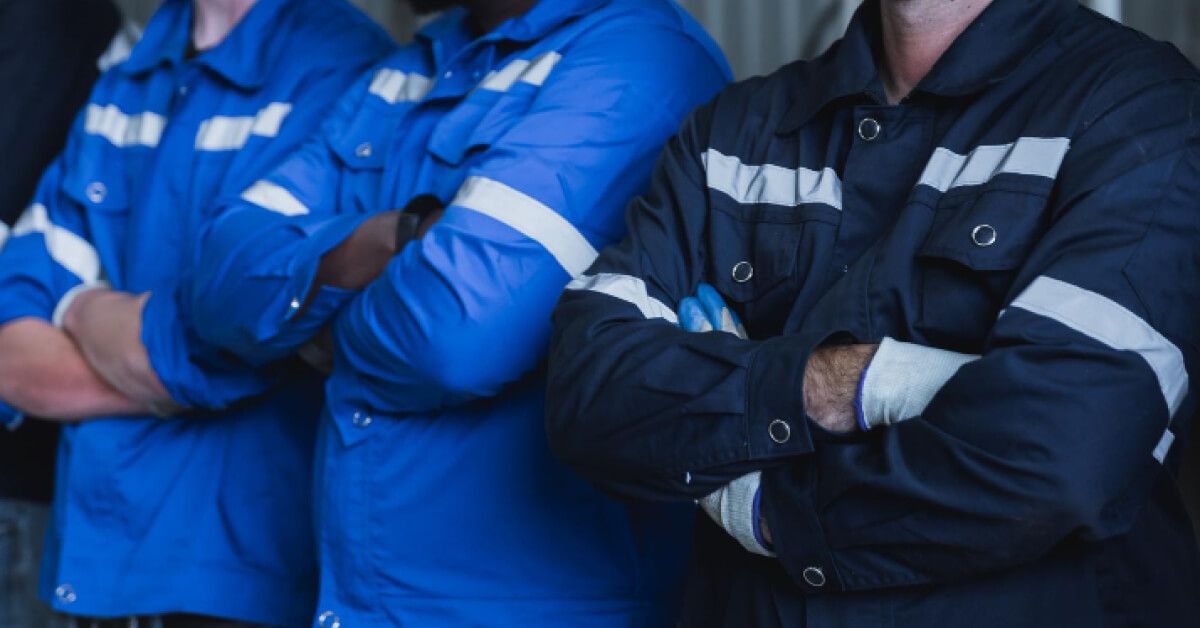 How to approach blue-collar worker engagement: 30+ Activities to try in ...