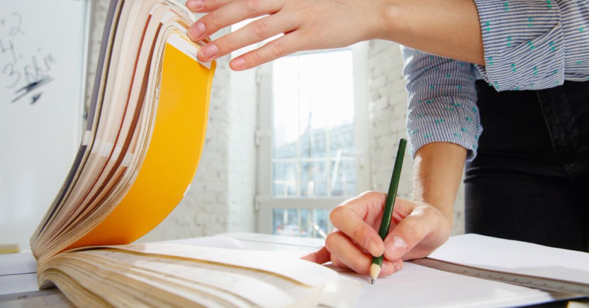 How to let someone go in a workplace: Examples and best practices to ...