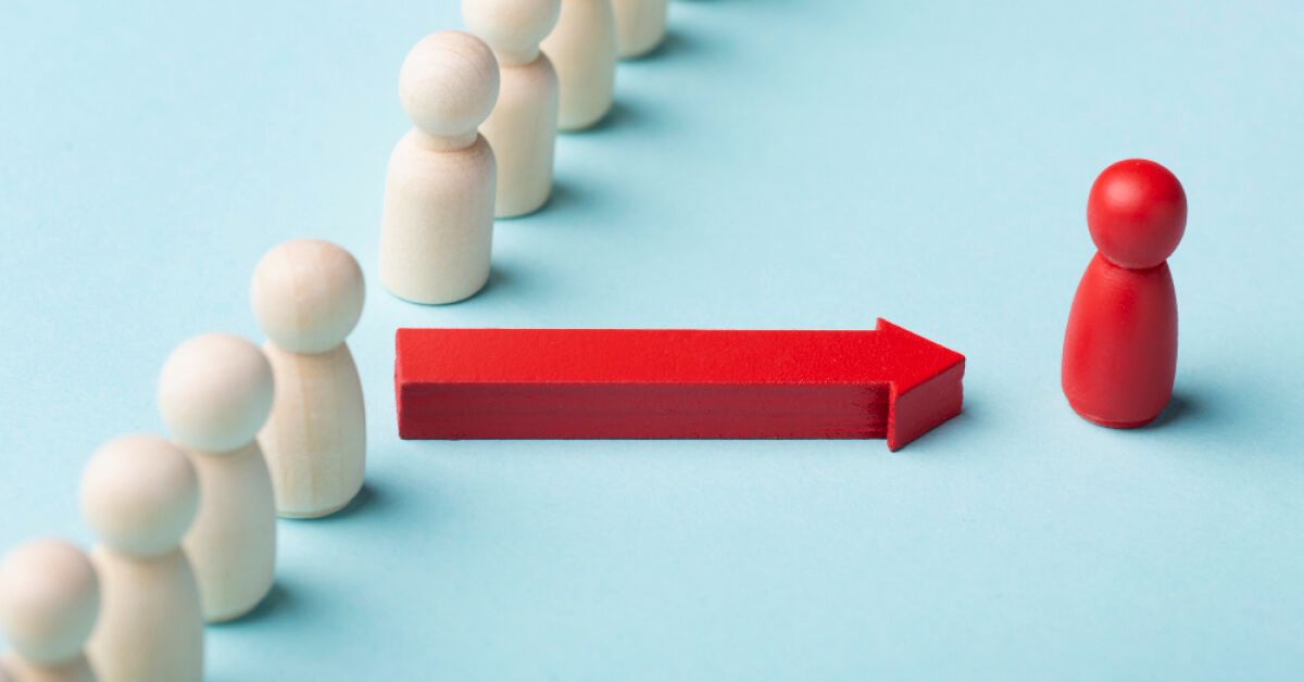 7 Employee life cycle stages and how they align people with business ...