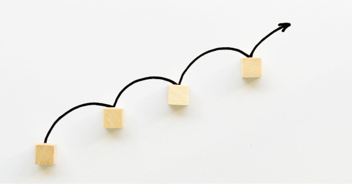 Types of work environments: Which one works best for your team?