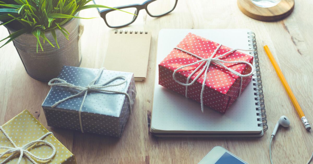 80+ Gift for coworker leaving to express your gratitude and appreciation