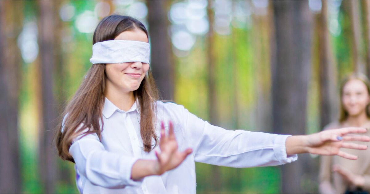 150+ Outdoor team-building activities, events, and games for employees ...