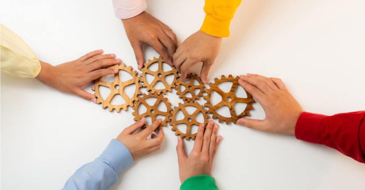 What is an employee engagement model: Top 11 models, examples & best practices