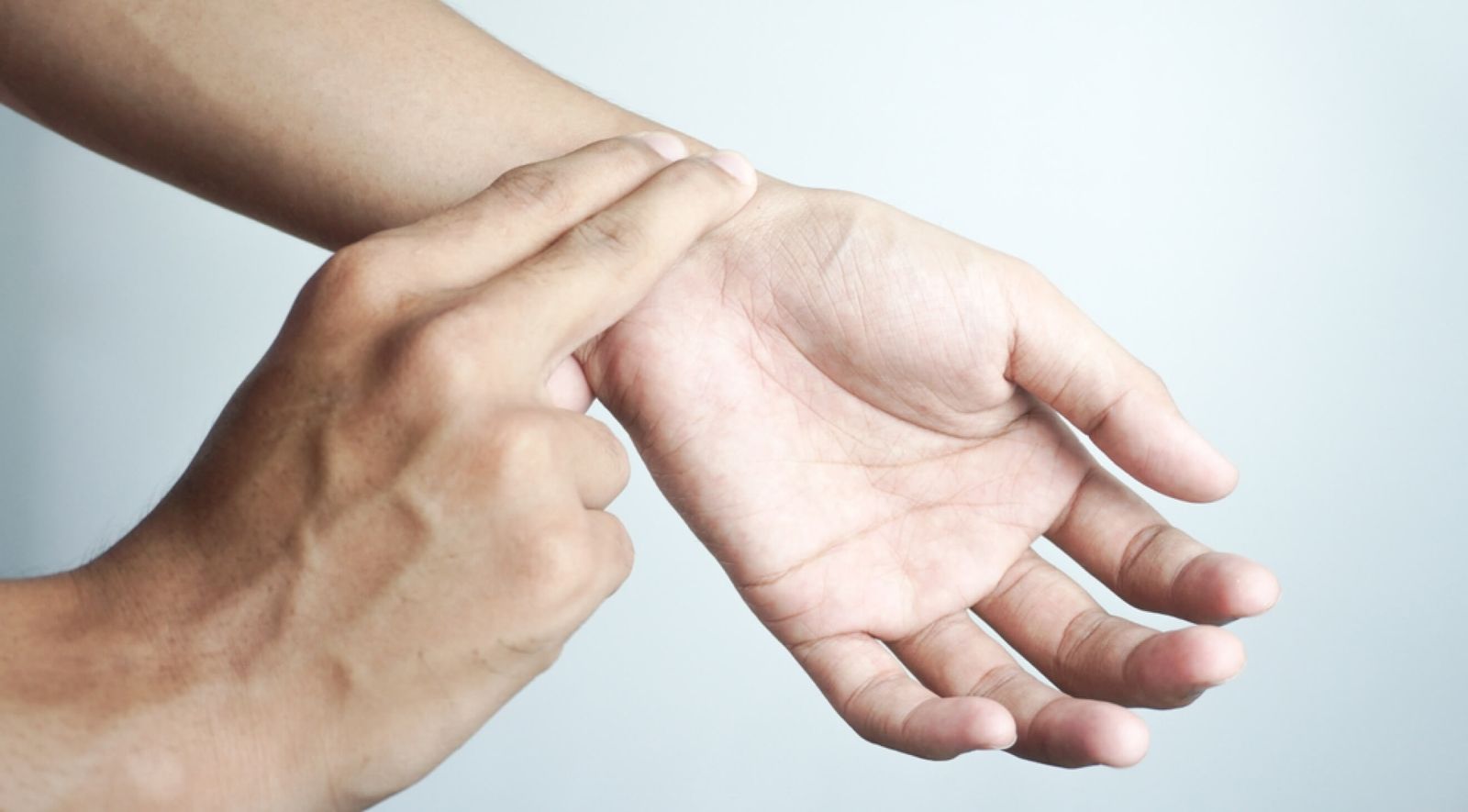 What is workplace pulse: 50+ pulse check questions to ask your employees