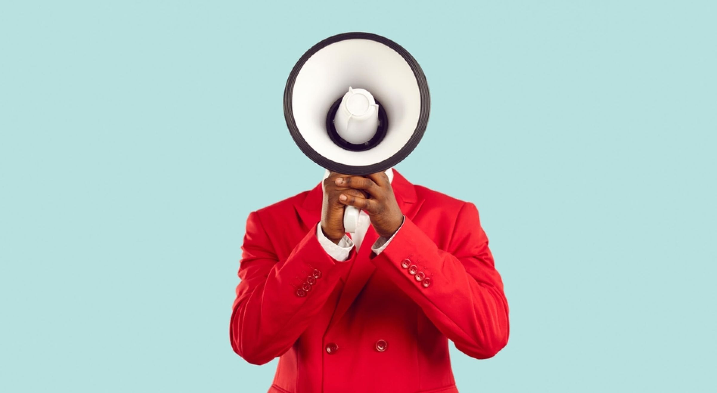 55+ Employee shout-out examples to drive positive culture in 2025