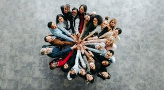 How to create a harmonious workplace as a leader in 2024: A complete guide