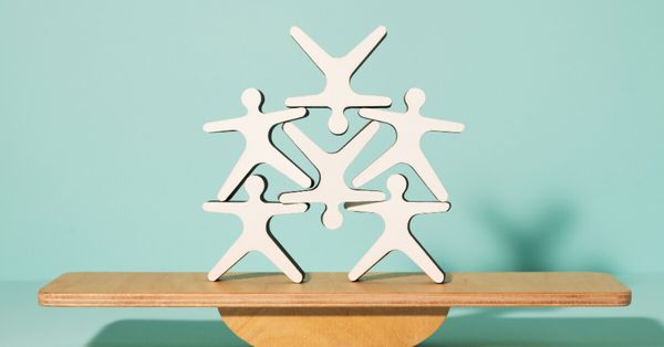 25+ DEI metrics and KPIs you should be tracking in 2024 to improve ...