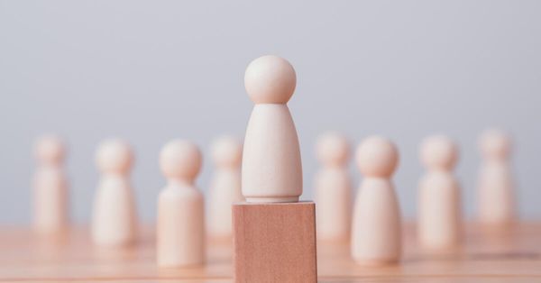 Why building team synergy is important: Examples & questions