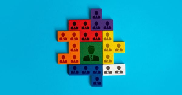 35+ Employee awards to recognize greatness in the workplace