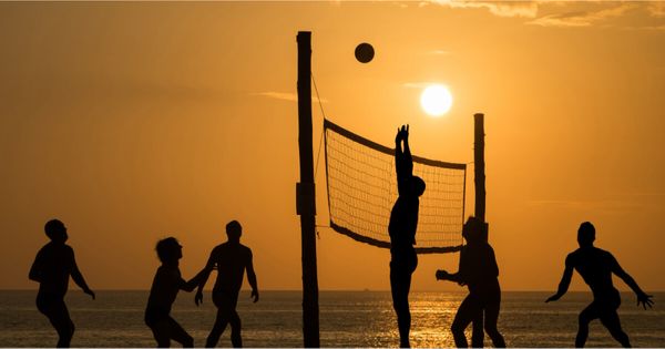 150+ Outdoor team-building activities, events, and games for employees ...