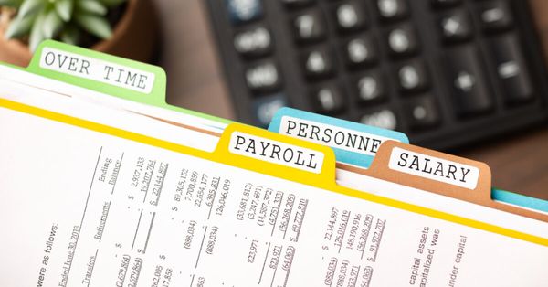 Payroll checklist made simple: Before, during, and after payroll guide